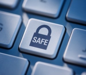 7 Safety Tips for Using a Public Computer | blog.firstffcu.com
